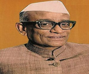 Neelam Sanjiva Reddy - 6th President of India - Examsegg Education Portal